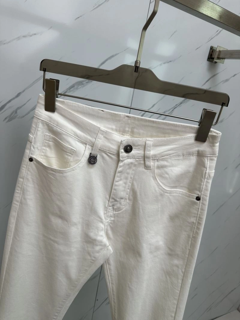 Low-cost Burberry Jeans