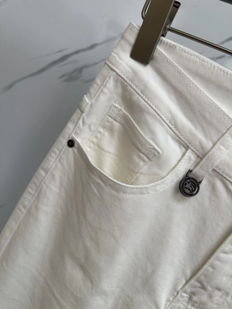 Low-cost Burberry Jeans