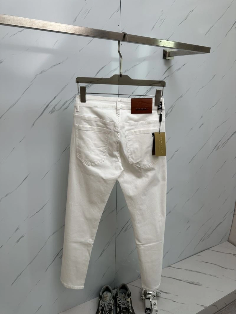 Low-cost Burberry Jeans