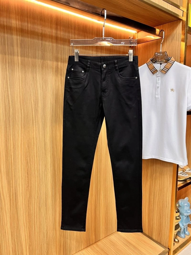 Accurate model Burberry Jeans