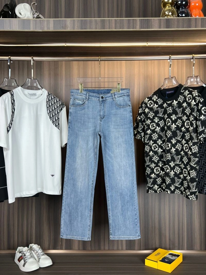 Low-cost Burberry Jeans