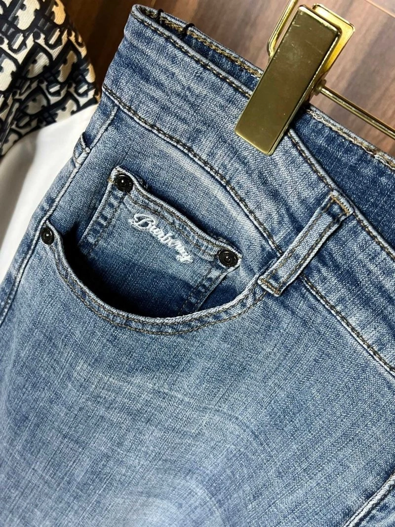 Low-cost Burberry Jeans