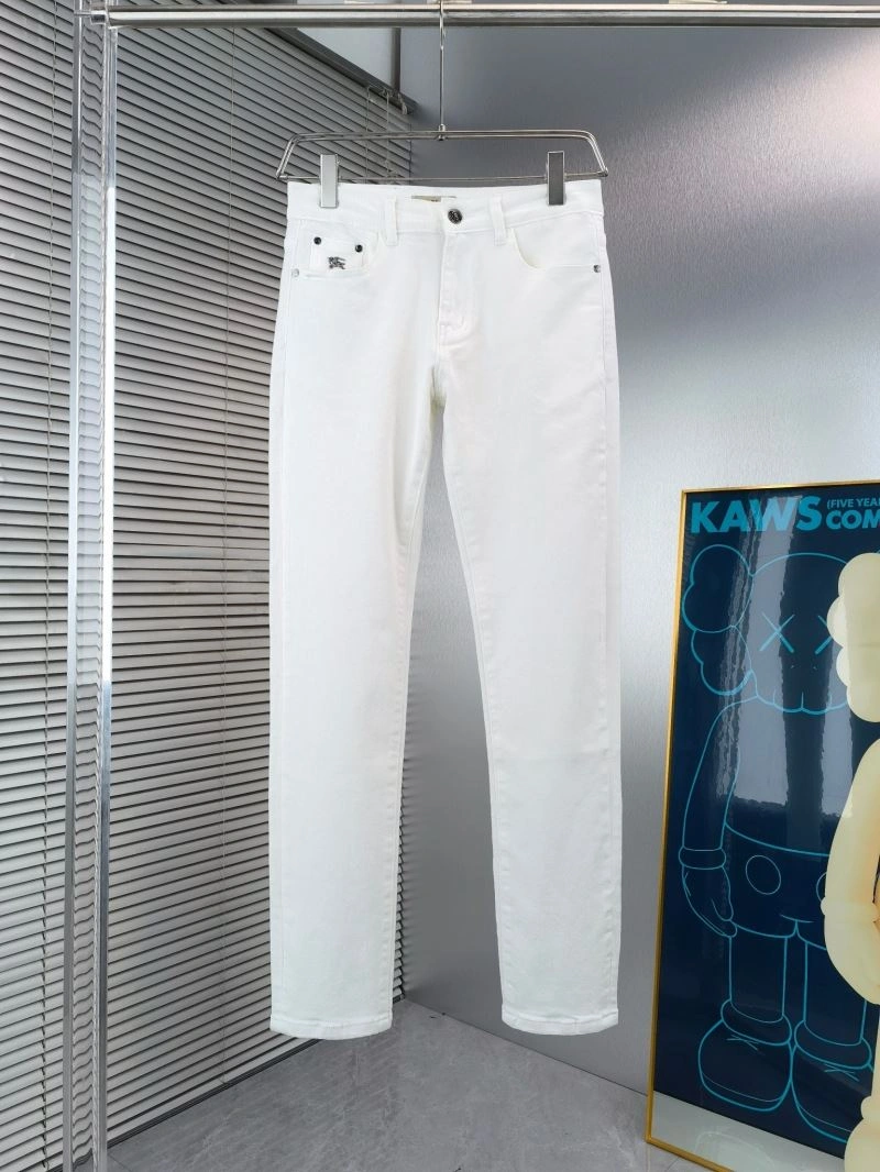 Accurate model Burberry Jeans