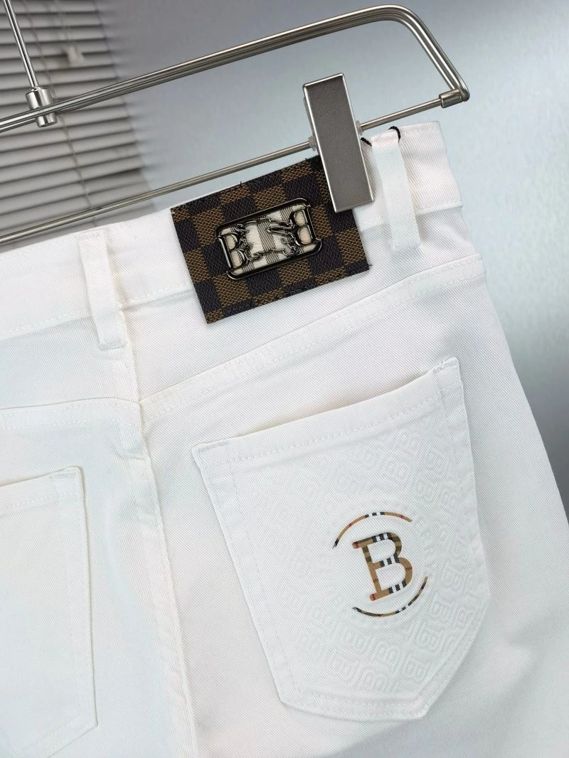 Accurate model Burberry Jeans