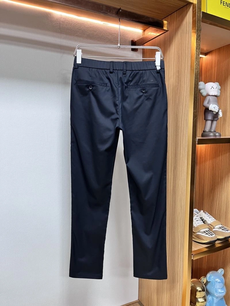 Accurate model Burberry Jeans