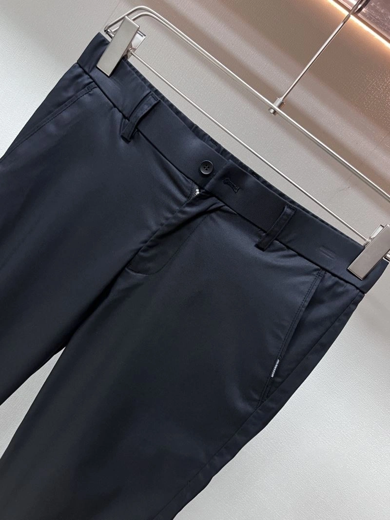 Accurate model Burberry Jeans
