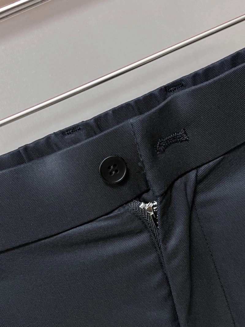 Accurate model Burberry Jeans
