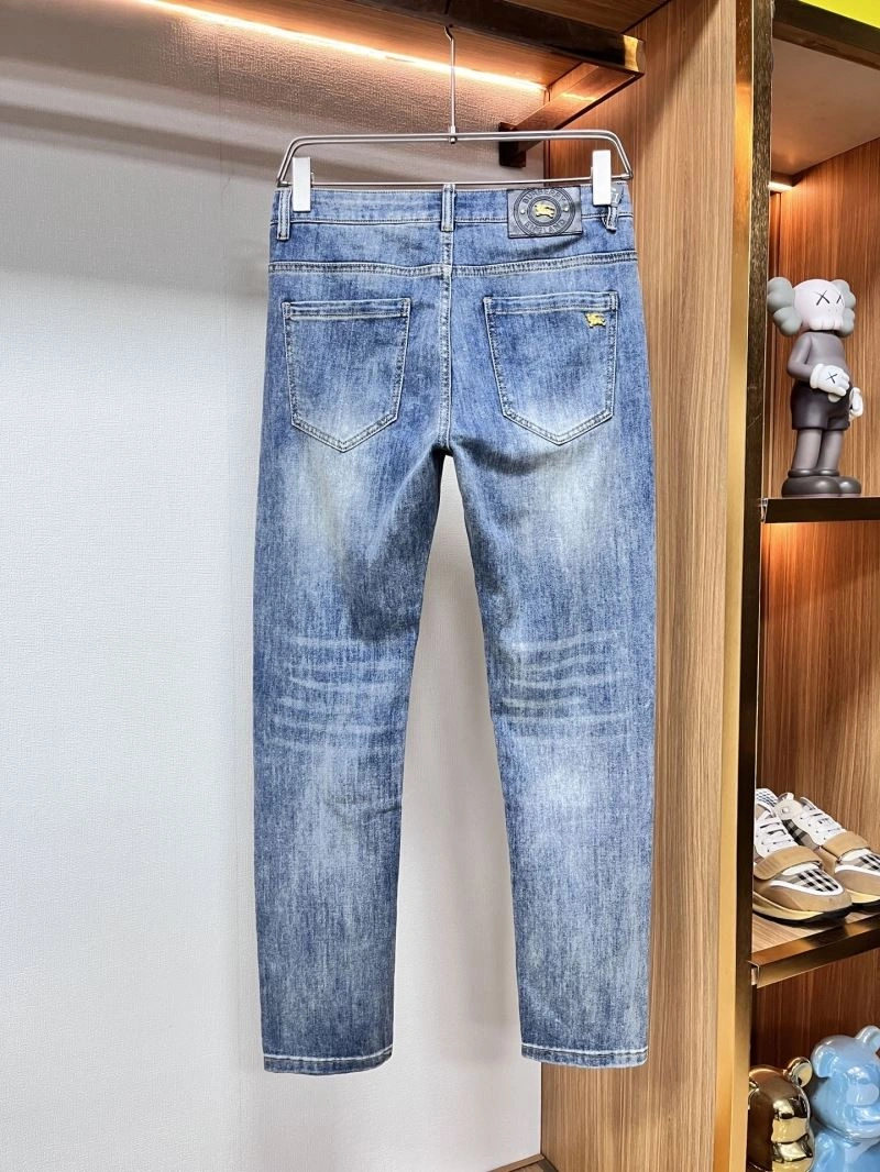 High accuracy Burberry Jeans