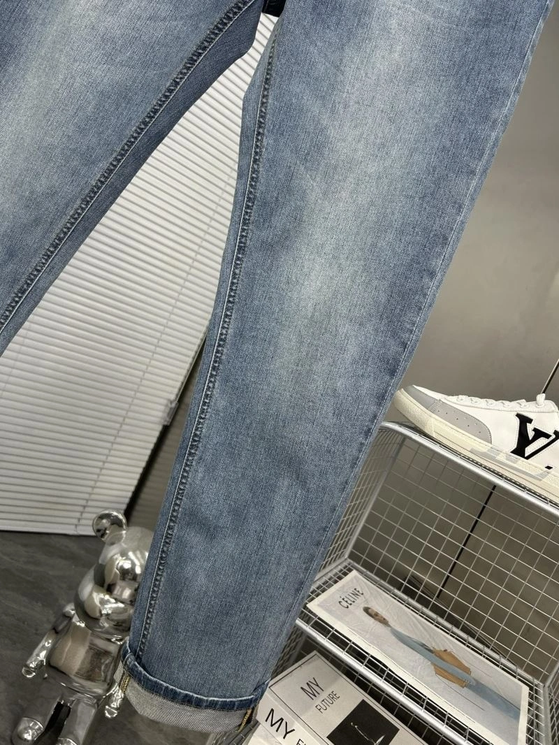 High accuracy Burberry Jeans