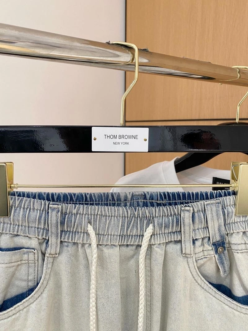 Top match Burberry Jeans