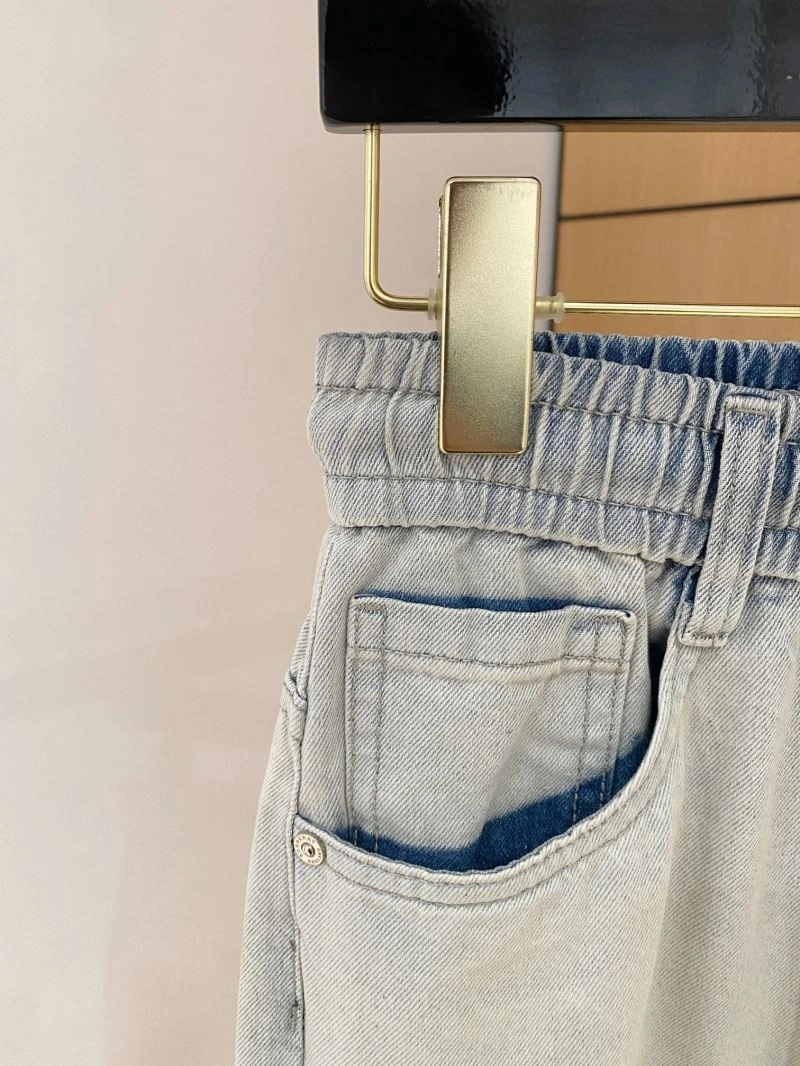 Top match Burberry Jeans