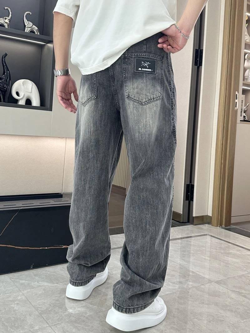 Exact replica Burberry Jeans