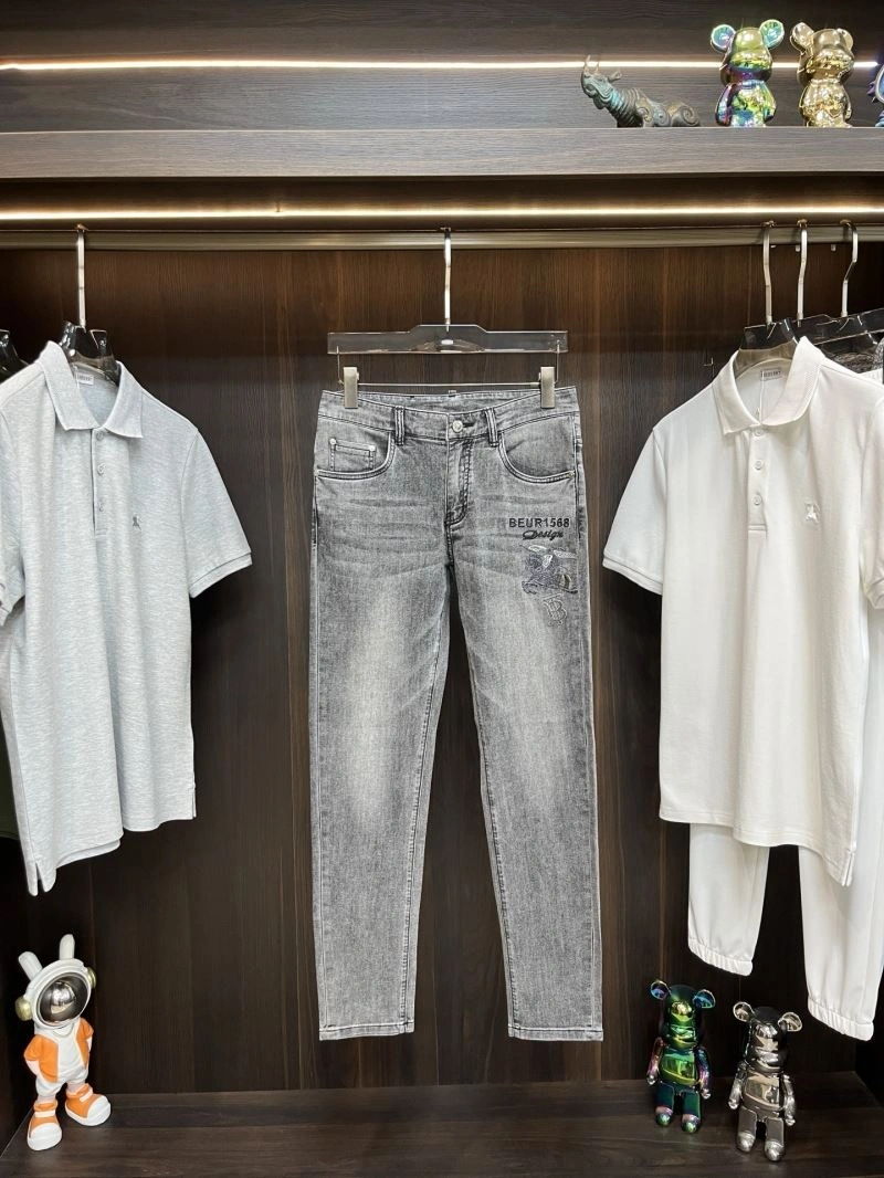 High fidelity Burberry Jeans
