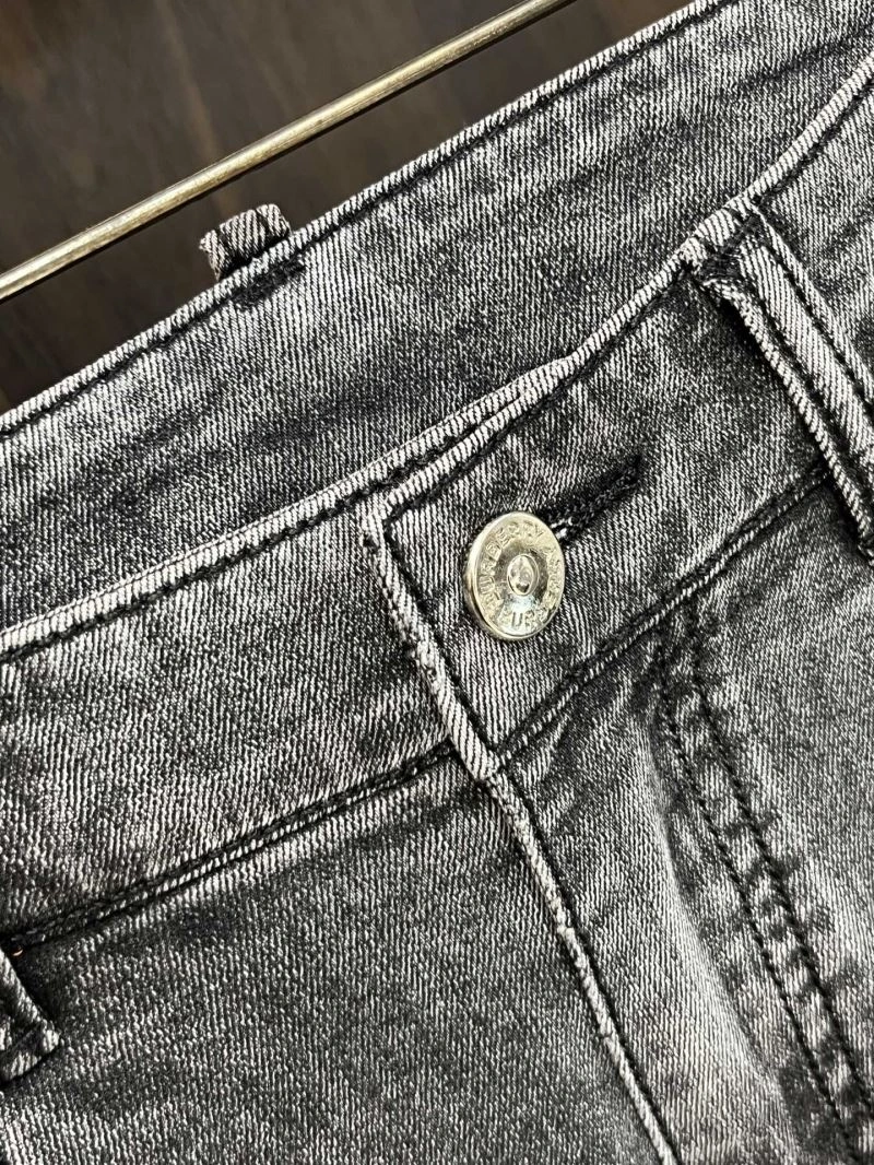 High fidelity Burberry Jeans