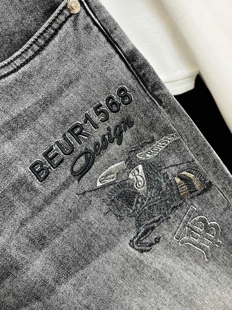 High fidelity Burberry Jeans