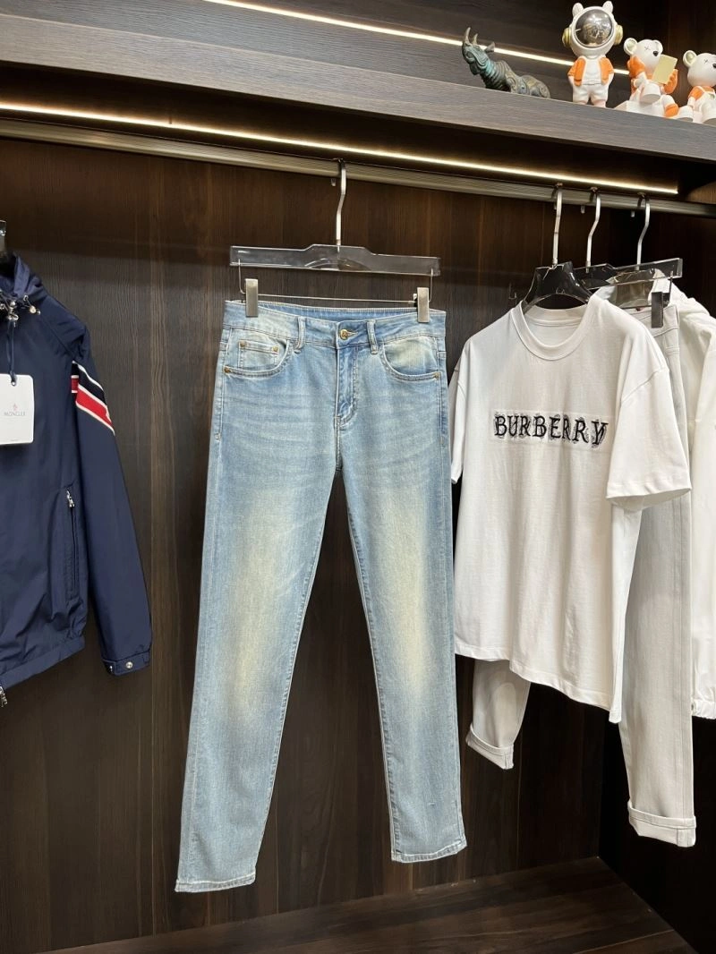 Bargain Burberry Jeans