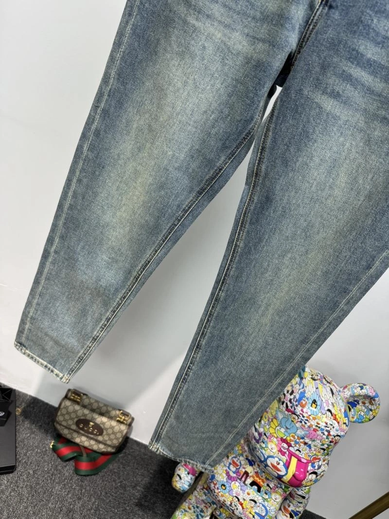 Top match Burberry Jeans