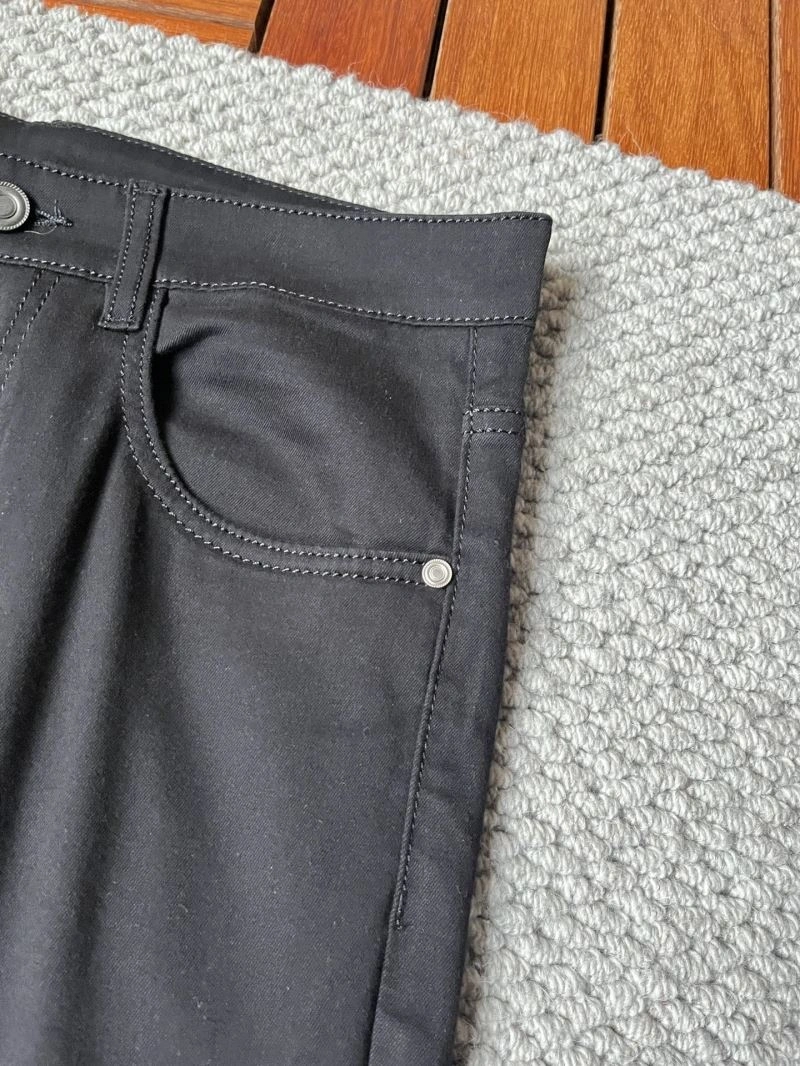 Top match Burberry Jeans