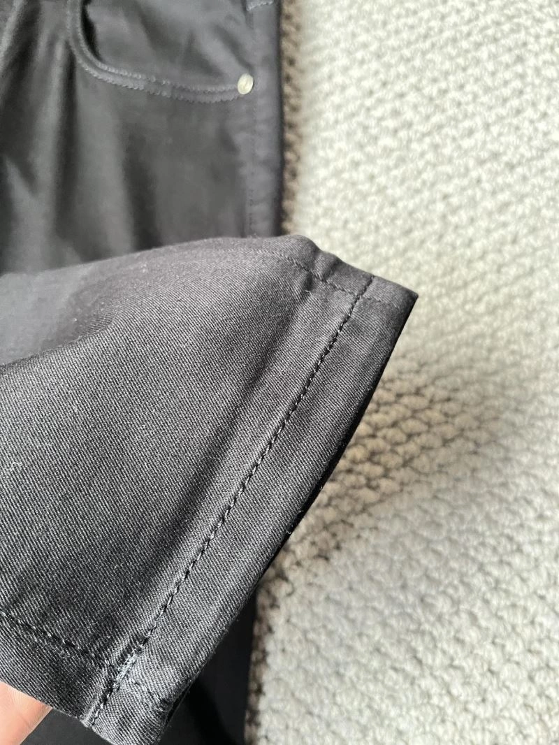Low-cost Burberry Jeans