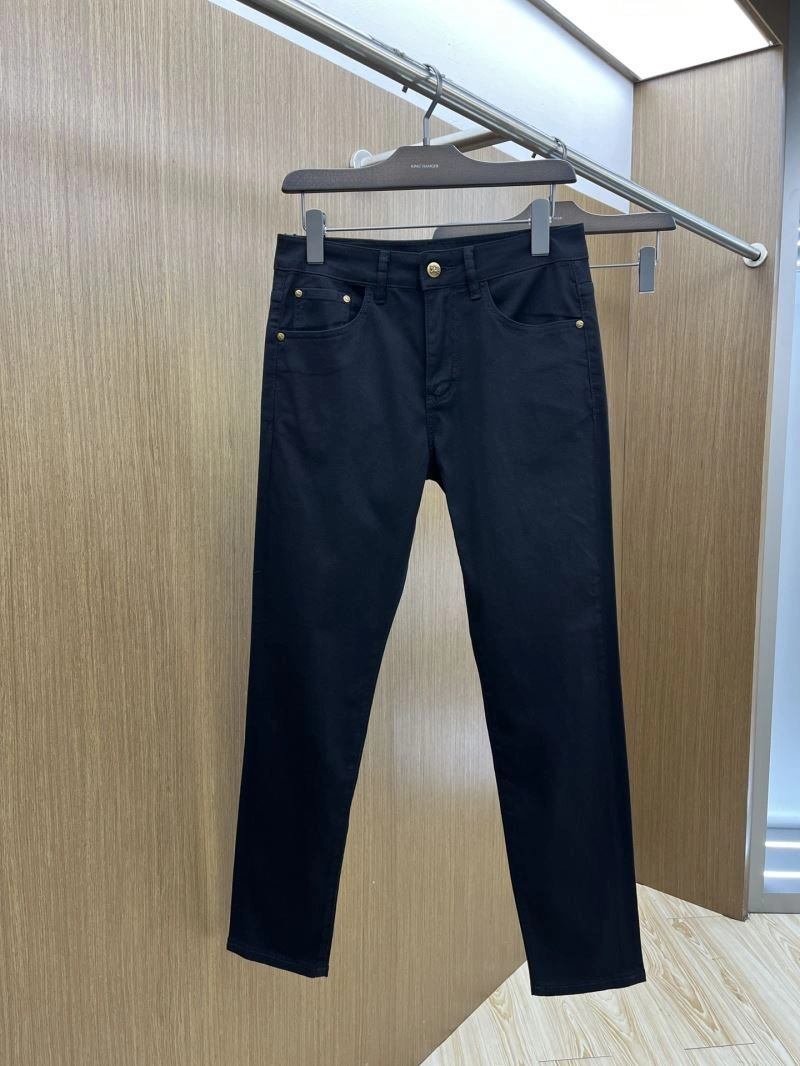 Low-cost Burberry Jeans