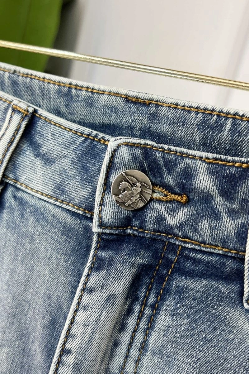 Discounted Burberry Jeans