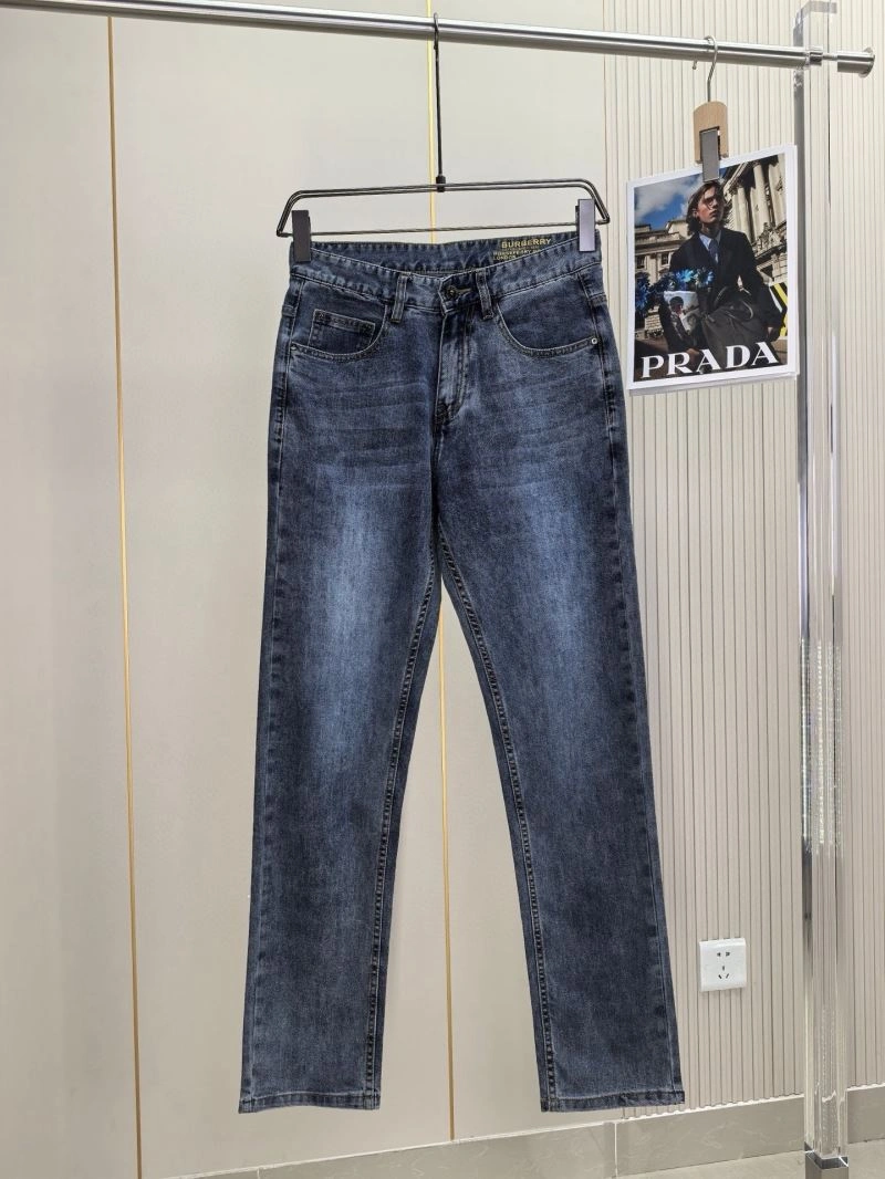 Low-cost Burberry Jeans