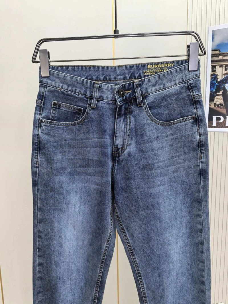 Low-cost Burberry Jeans