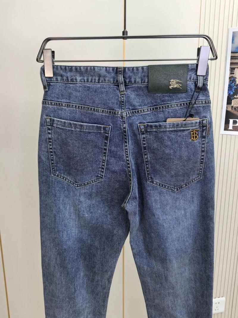 Low-cost Burberry Jeans