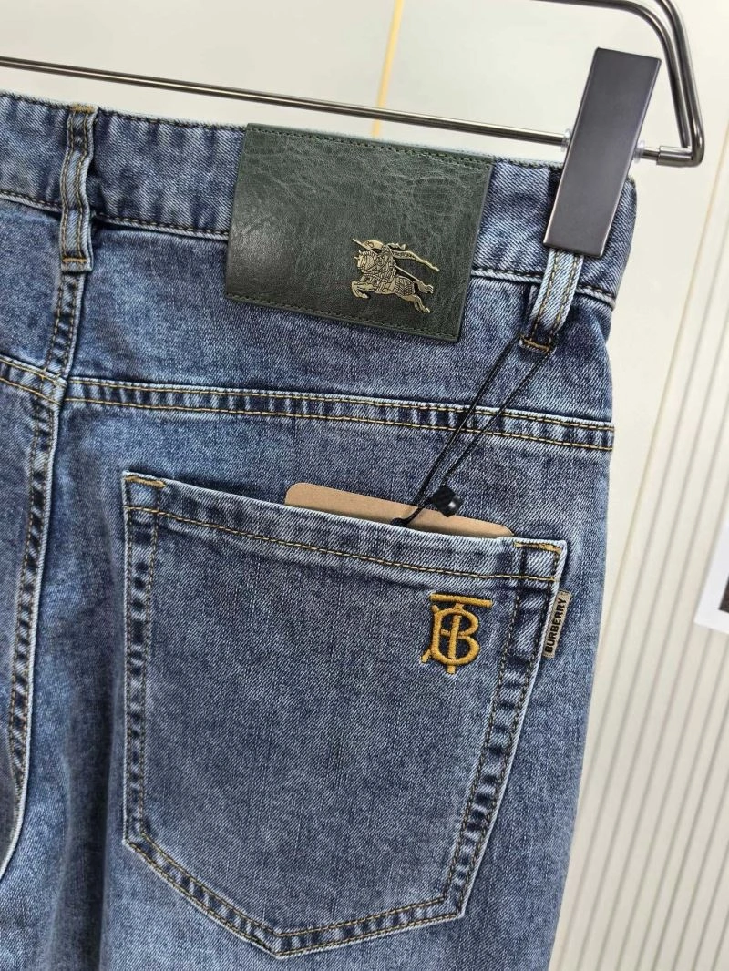 Low-cost Burberry Jeans