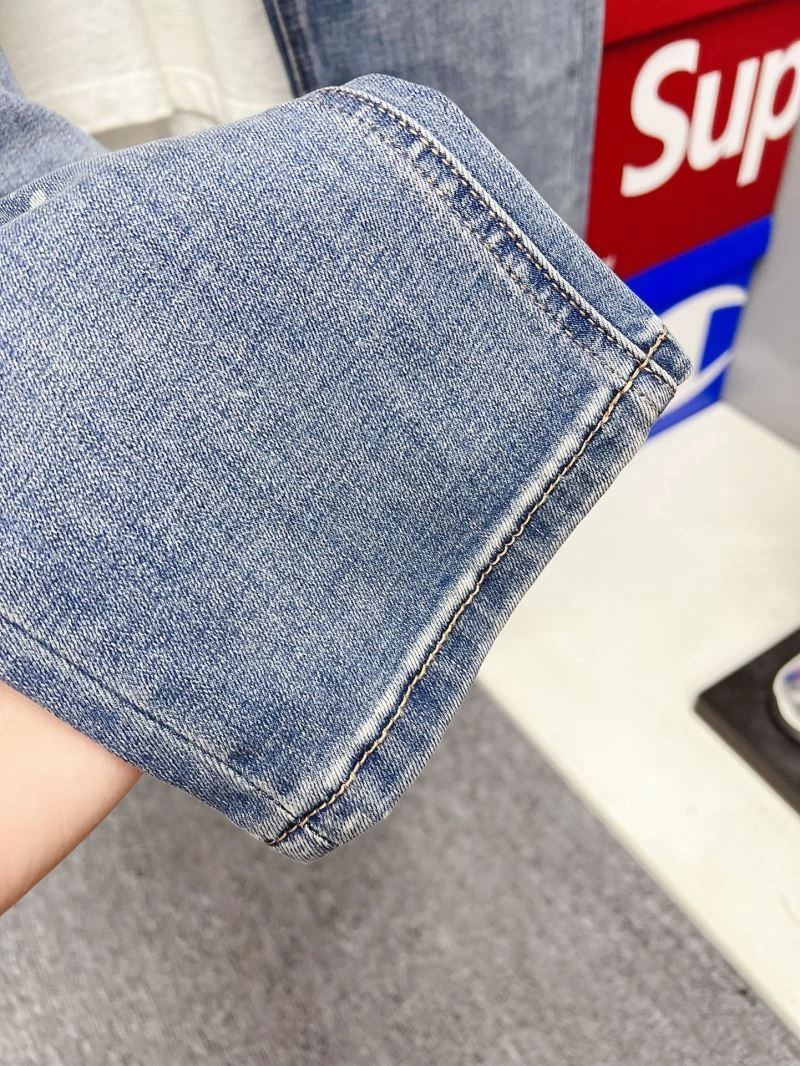High accuracy Burberry Jeans
