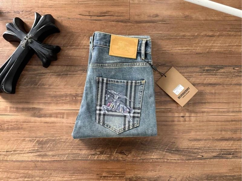 Accurate model Burberry Jeans