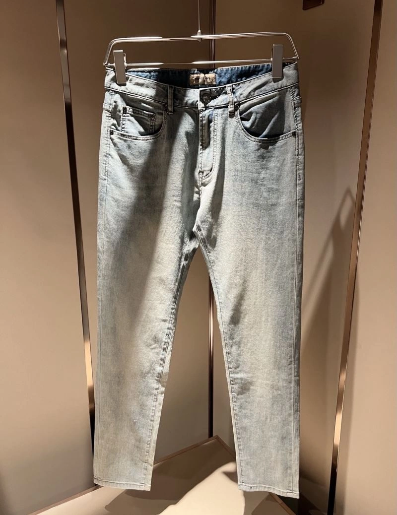 Low-cost Burberry Jeans