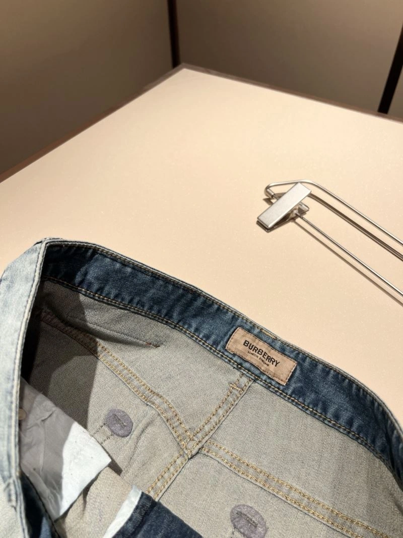 Low-cost Burberry Jeans