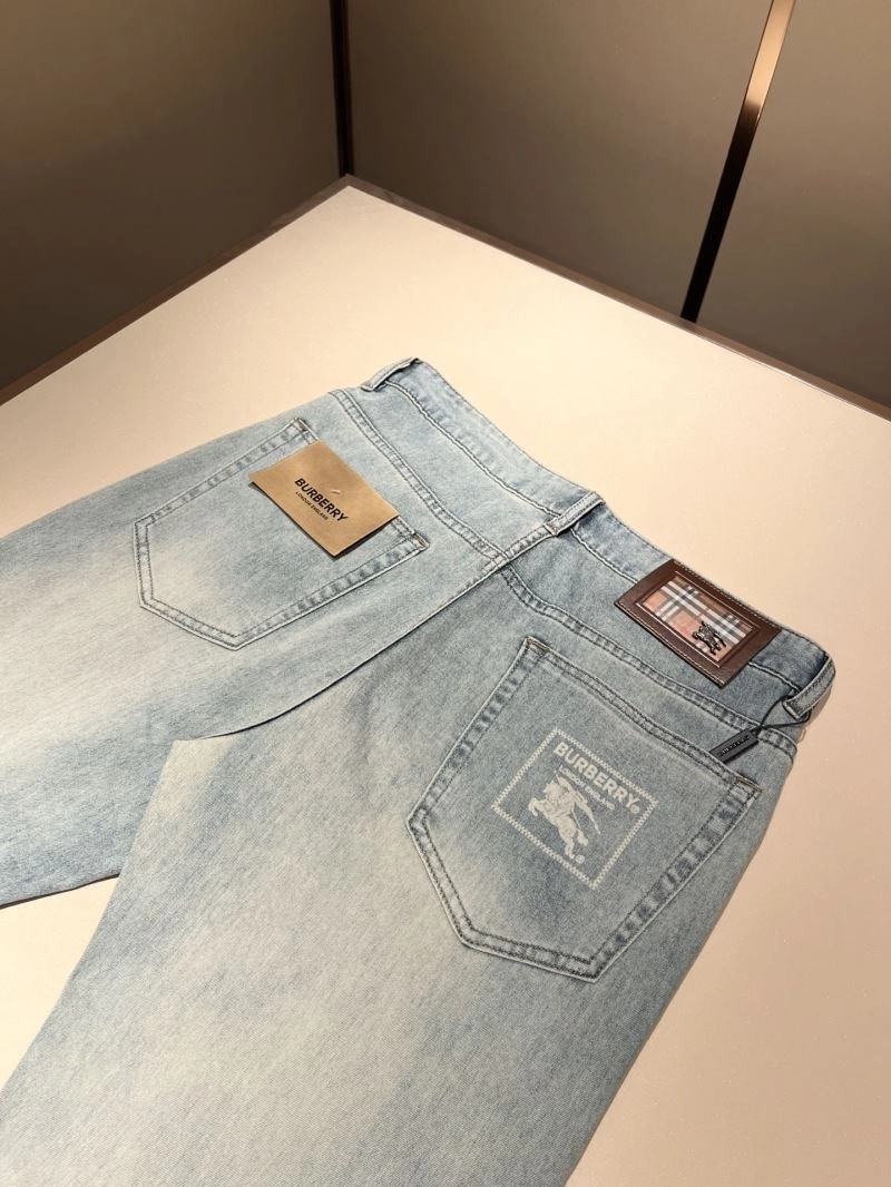 Low-cost Burberry Jeans