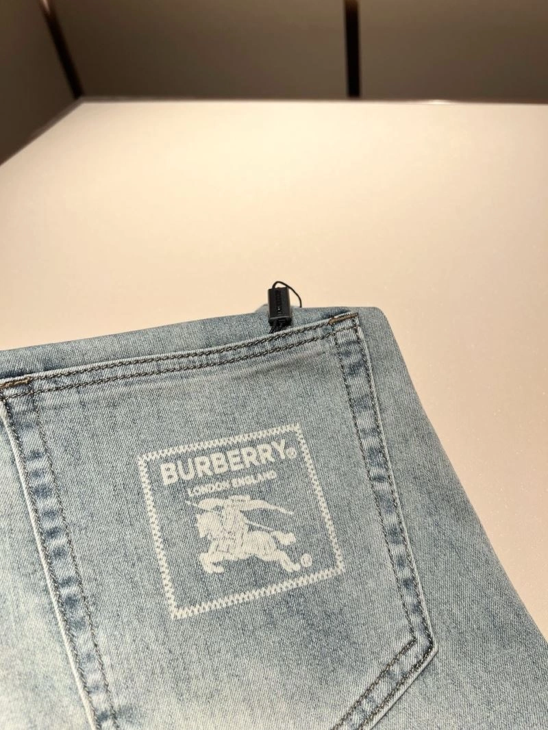Low-cost Burberry Jeans