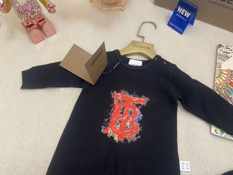Mirror quality Burberry Kids