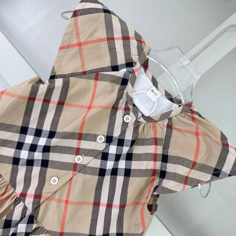 Accurate model Burberry Kids