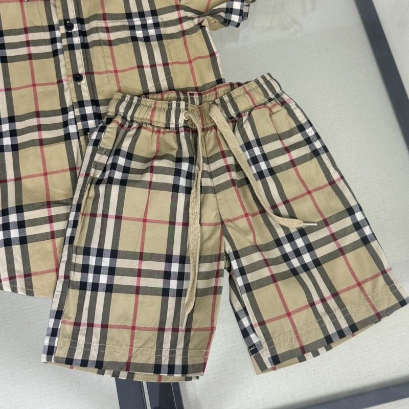 Low-cost Burberry Kids