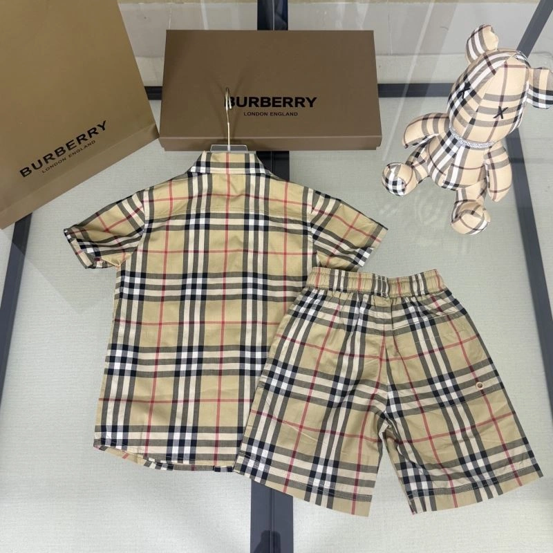 Low-cost Burberry Kids