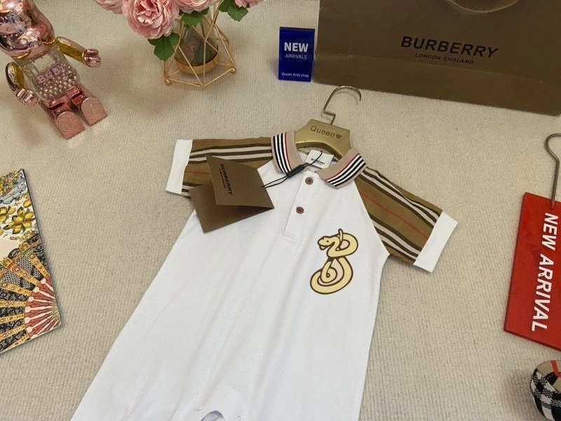 High fidelity Burberry Kids