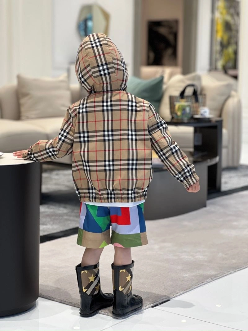 Value-priced Burberry Kids