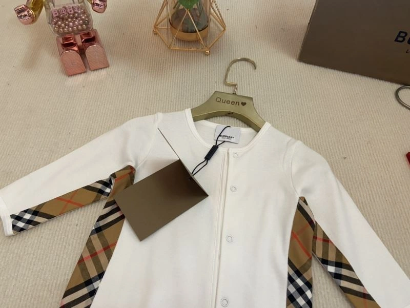Mirror quality Burberry Kids