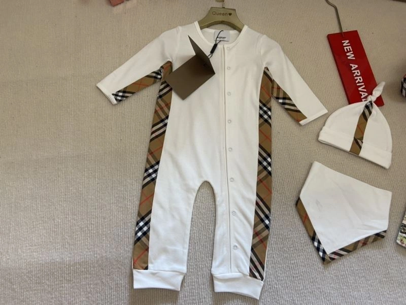 Mirror quality Burberry Kids