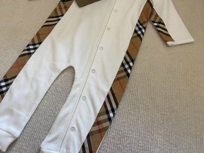 Mirror quality Burberry Kids
