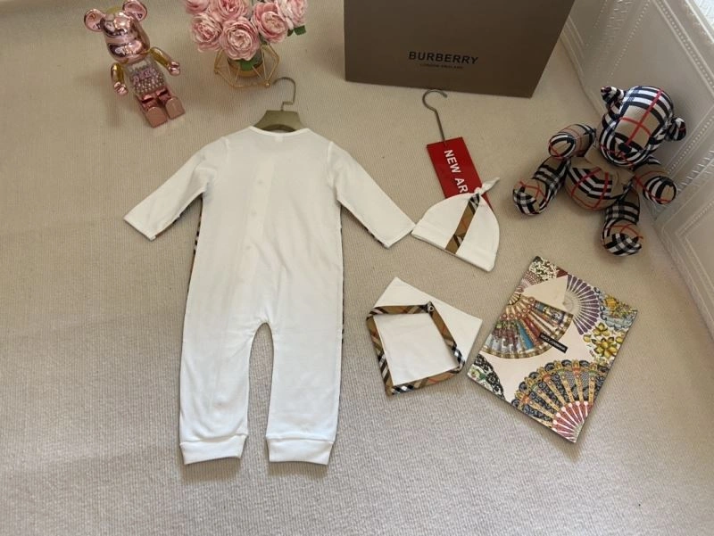 Mirror quality Burberry Kids