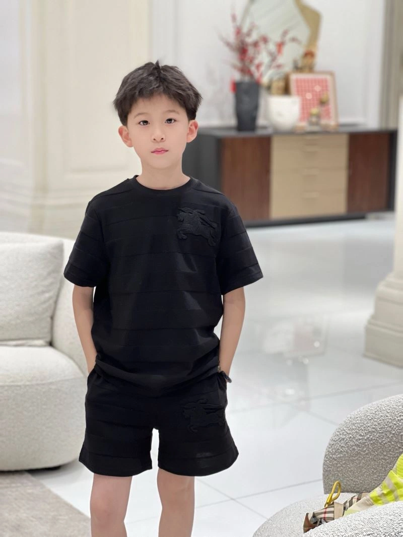 High fidelity Burberry Kids