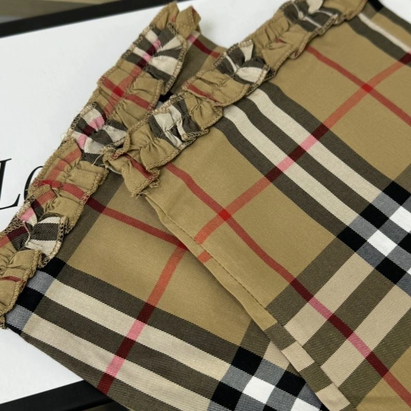 Low-cost Burberry Kids