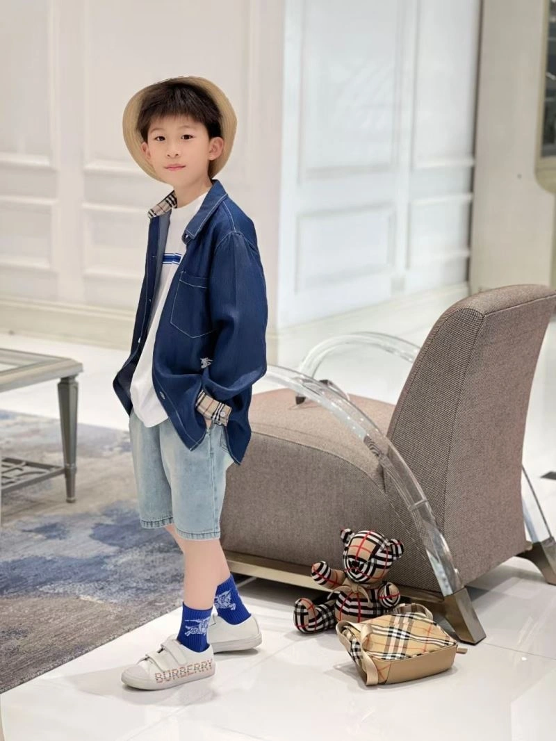 Cut-rate Burberry Kids