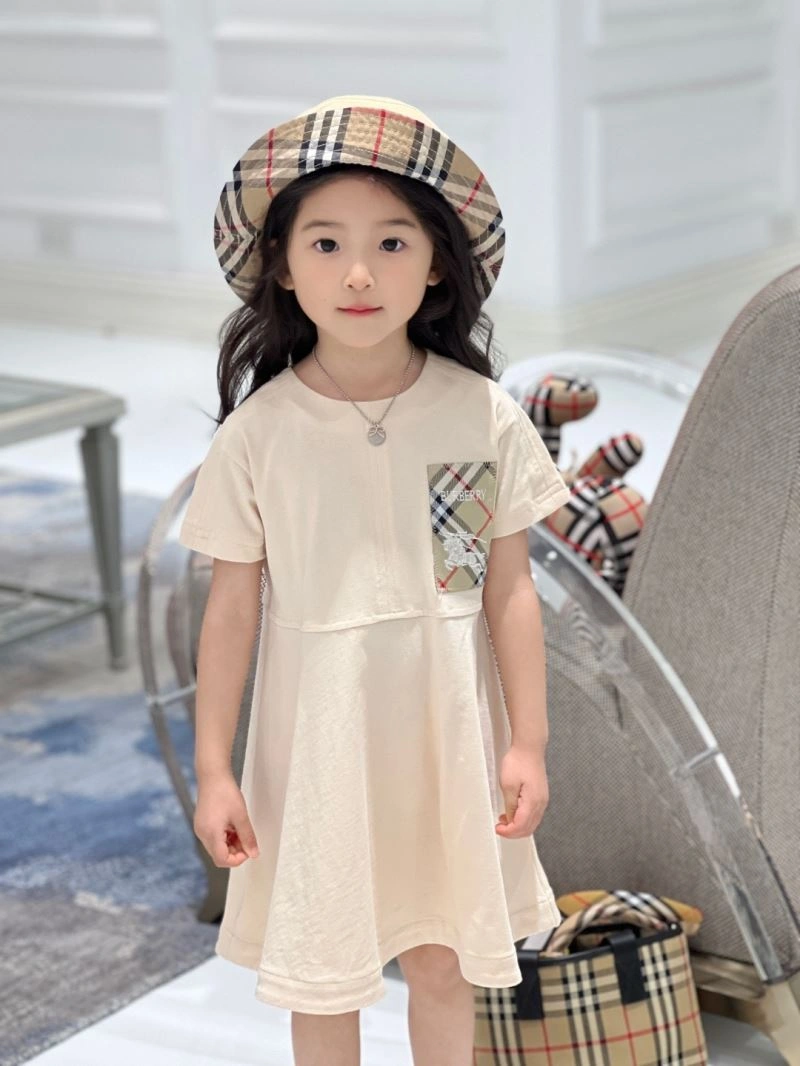 Low-cost Burberry Kids