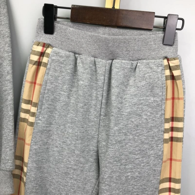 Exact replica Burberry Kids